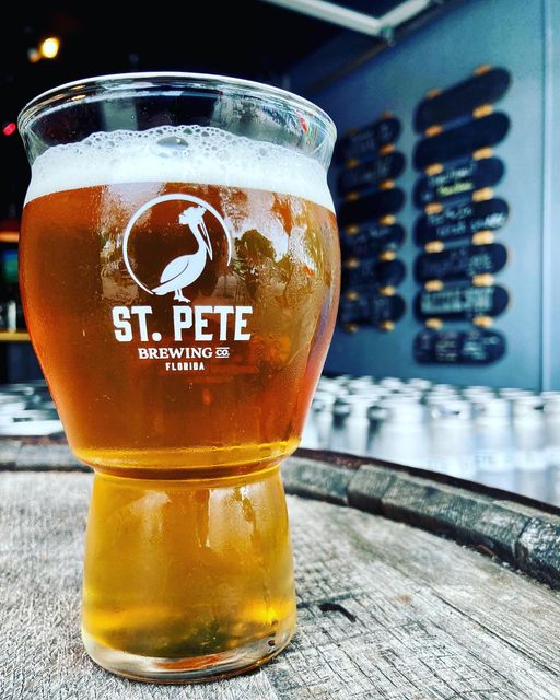 ⚡️Lightning IPA⚡️ In honor of our BOLTS, this double dry-hopped IPA has ...